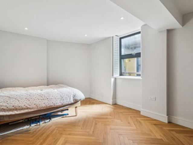 2 bedroom flat for sale in Atalanta Street, Munster Village, SW6