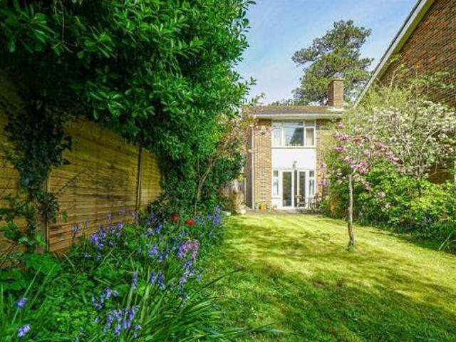 2 Bedroom Flat For Sale In Avondale Road