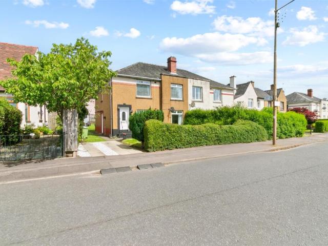 2 bedroom flat for sale in Avenel Road, Glasgow, G13