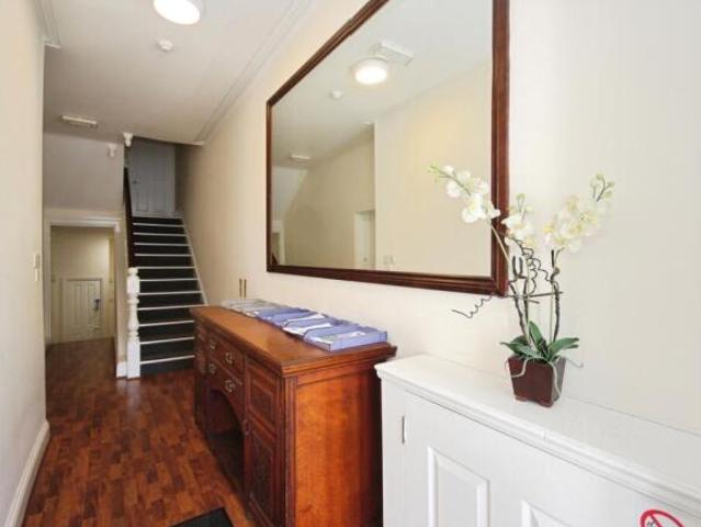 2 bedroom flat for sale in Avenue Road, Leamington Spa, Warwickshire, CV31
