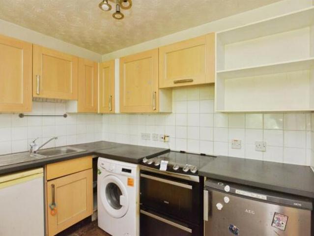 2 bedroom flat for sale in Banktop Place, Emerson Valley, Milton Keynes, MK4
