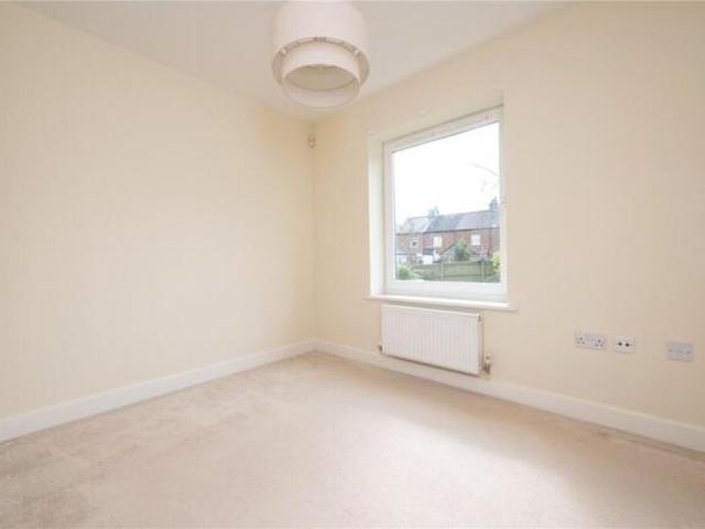 2 bedroom flat for sale in Bakers Close, St. Albans, Hertfordshire, AL1