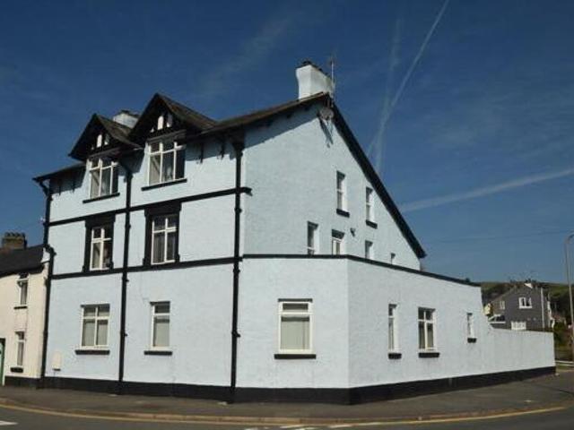 2 Bedroom Flat For Sale In Barley Mow