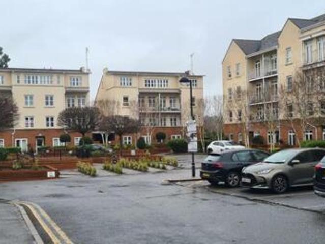 2 Bedroom Flat For Sale In Barnet
