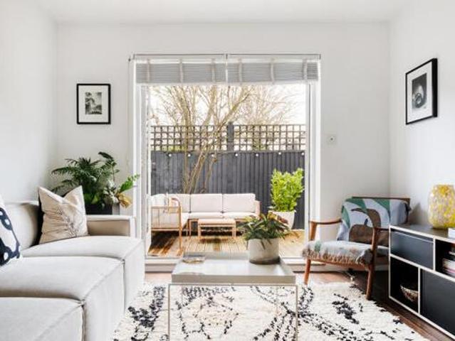 2 Bedroom Flat For Sale In Barnsbury, Islington