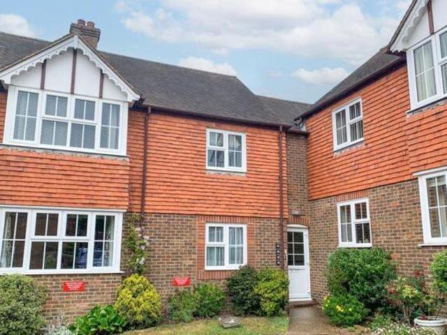 2 Bedroom Flat For Sale In Battle