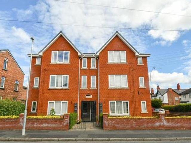 2 Bedroom Flat For Sale In Bebington
