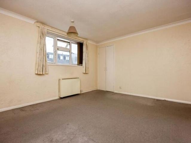 2 bedroom flat for sale in Bedford House, Onslow Street, Guildford, Surrey, GU1