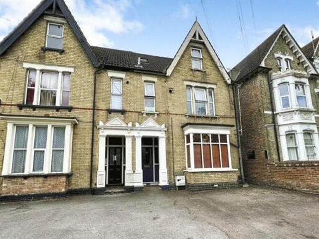 2 Bedroom Flat For Sale In Bedford