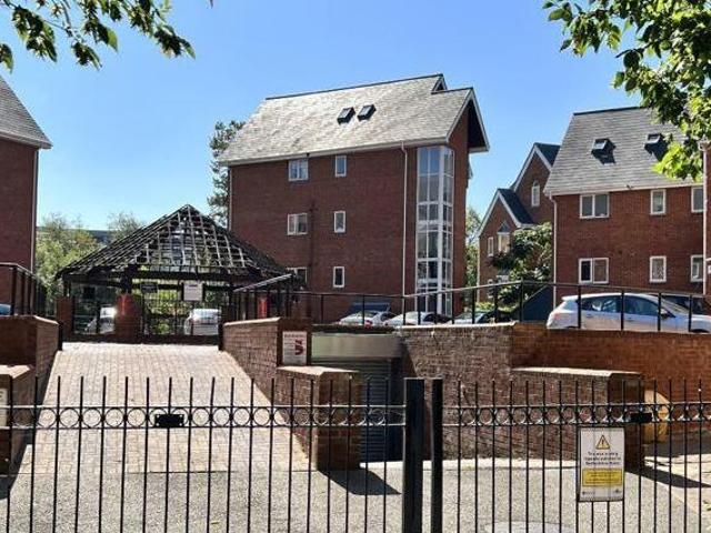 2 Bedroom Flat For Sale In Bedford