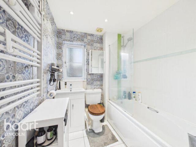 2 bedroom flat for sale in Beech Street, Lincoln, LN5