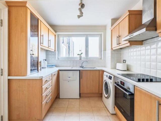 2 bedroom flat for sale in Beechcroft, Gosforth, Newcastle Upon Tyne, NE3