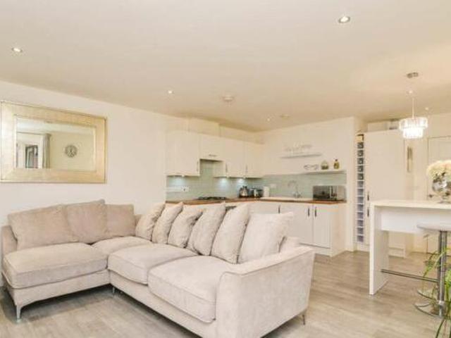 2 Bedroom Flat For Sale In Belvedere