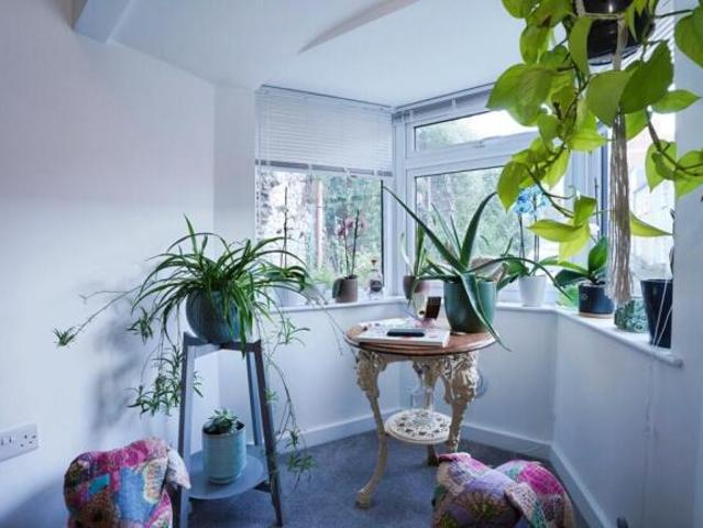 2 bedroom flat for sale in Belgrave Hill, Bristol, BS8