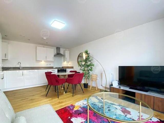 2 Bedroom Flat For Sale In Belgrave Middleway, Birmingham