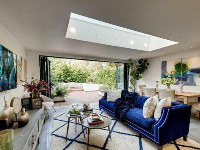 2 Bedroom Flat For Sale In Belsize Park, London