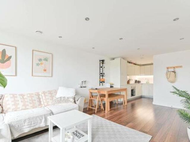 2 Bedroom Flat For Sale In Bermondsey, London