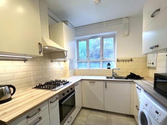 2 Bedroom Flat For Sale In Birkenhead Street