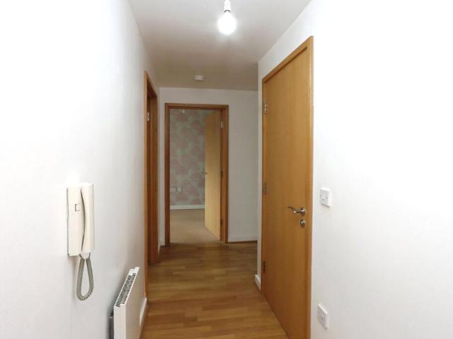 2 bedroom flat for sale in Birley Moor Road, Sheffield, South Yorkshire, S12