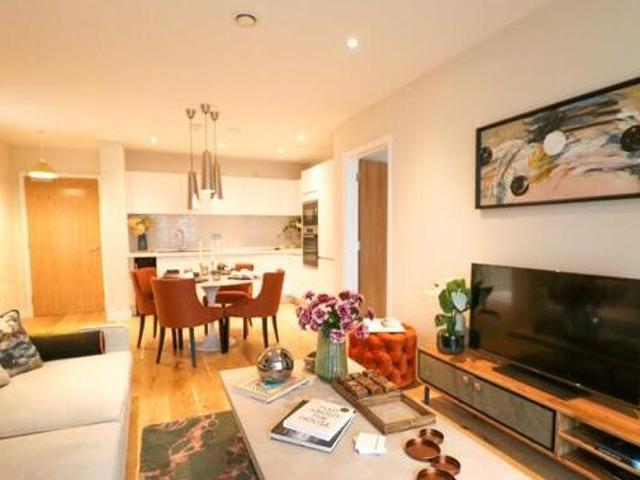 2 Bedroom Flat For Sale In Birmingham