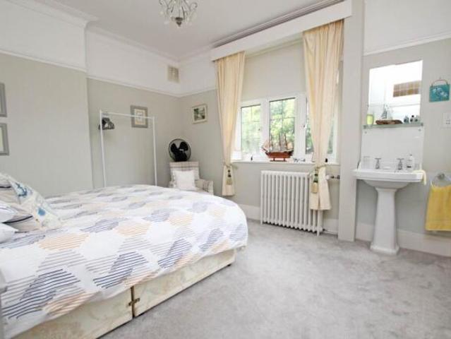 2 bedroom flat for sale in Bolsover Road, Eastbourne, BN20 7JE, BN20