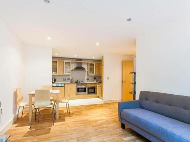 2 Bedroom Flat For Sale In Borough, London