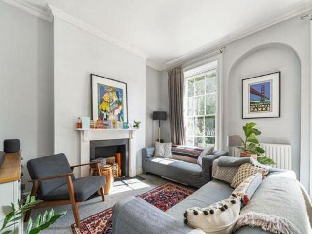 2 Bedroom Flat For Sale In Borough, London