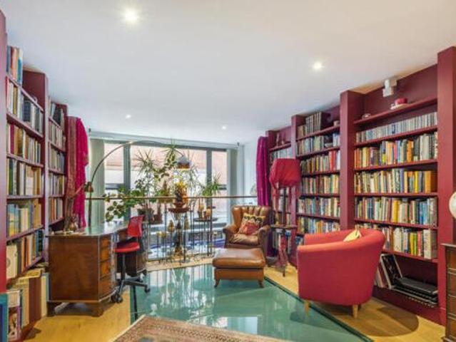 2 Bedroom Flat For Sale In Borough