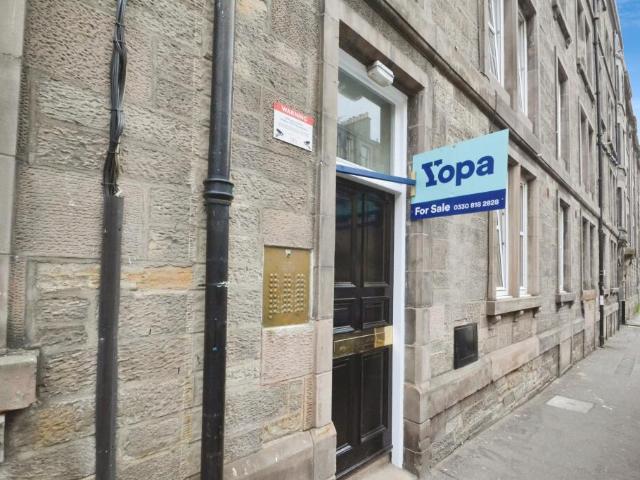 2 bedroom flat for sale in Bothwell Street, Edinburgh, EH7