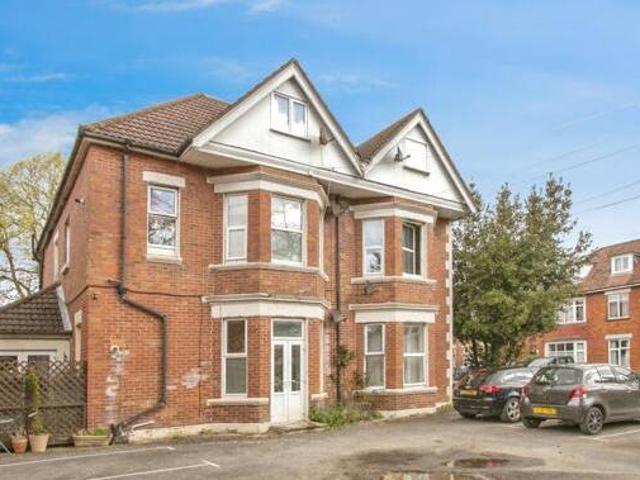 2 Bedroom Flat For Sale In Bournemouth