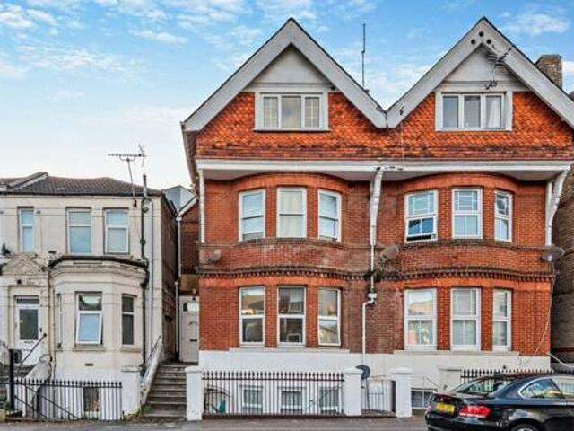 2 Bedroom Flat For Sale In Bournemouth