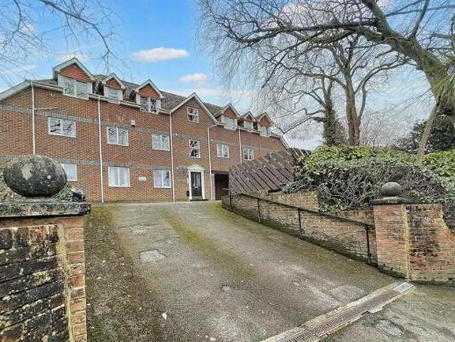 2 Bedroom Flat For Sale In Bournemouth