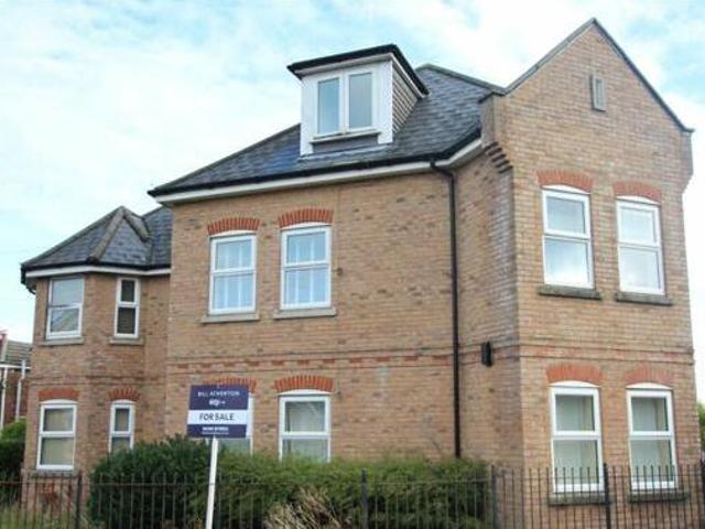 2 Bedroom Flat For Sale In Bournemouth