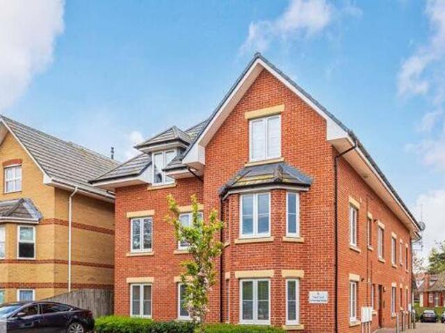 2 Bedroom Flat For Sale In Bournemouth