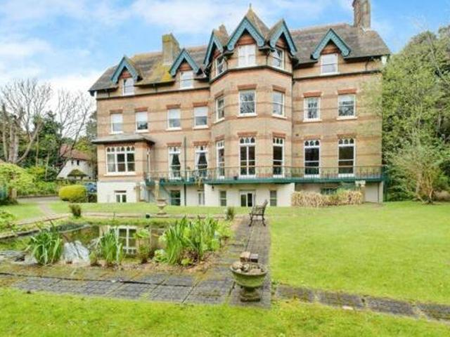 2 Bedroom Flat For Sale In Bournemouth