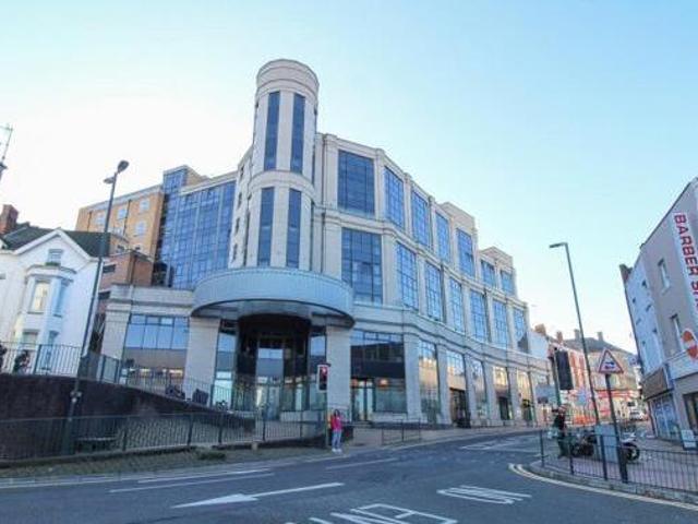2 Bedroom Flat For Sale In Bournemouth
