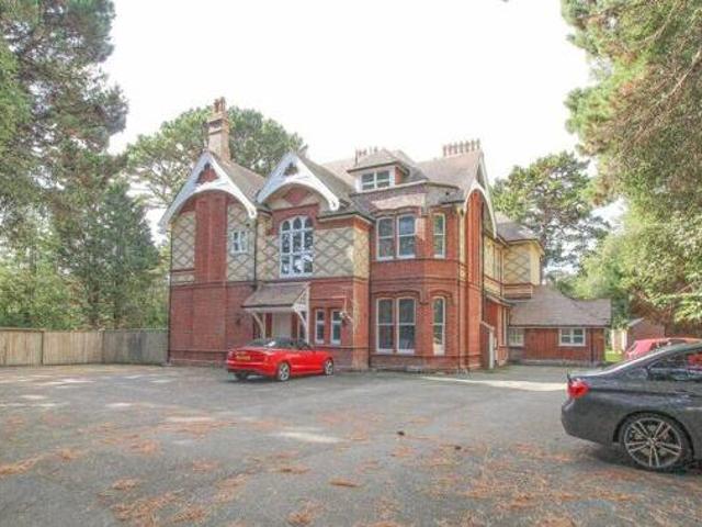 2 Bedroom Flat For Sale In Bournemouth