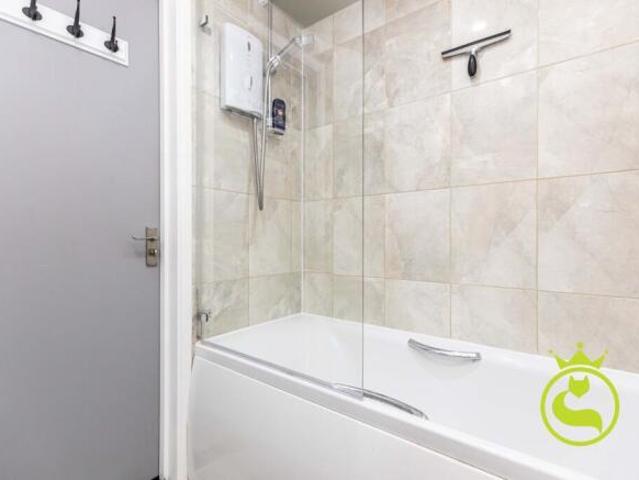 2 bedroom flat for sale in Bournemouth Road, Parkstone Lodge, BH14