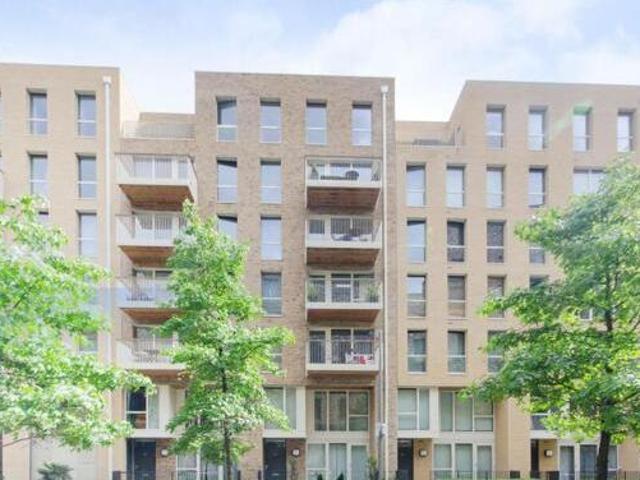 2 Bedroom Flat For Sale In Bow, London