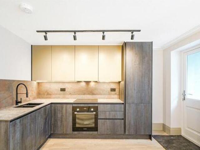 2 Bedroom Flat For Sale In Bloomsbury, London