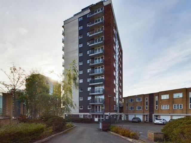 2 Bedroom Flat For Sale In Blackley, Manchester