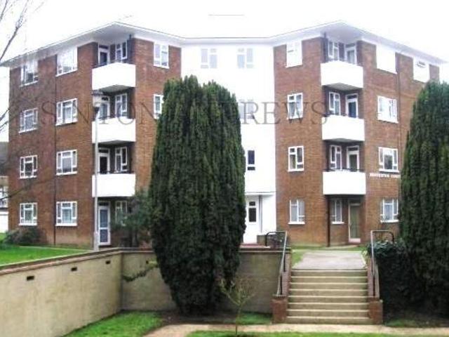 2 Bedroom Flat For Sale In Broughton Road, Ealing