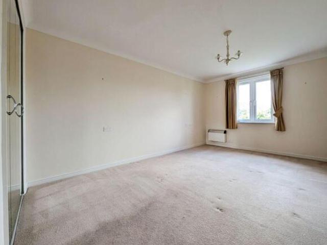 2 bedroom flat for sale in Browning Court, Fenham, Newcastle Upon Tyne, NE4