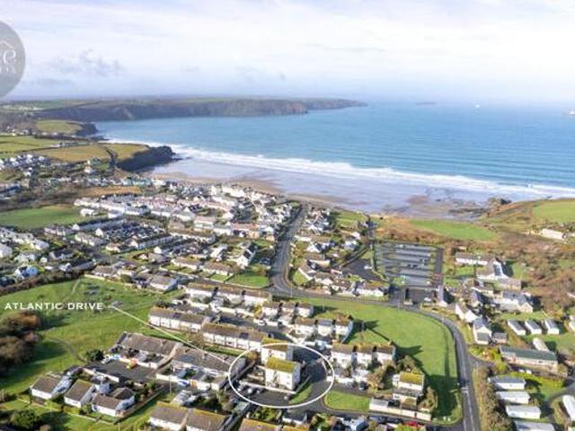 2 Bedroom Flat For Sale In Broad Haven, Haverfordwest
