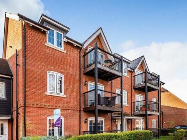 2 Bedroom Flat For Sale In Broadbridge Heath