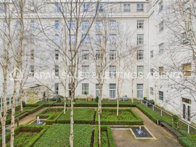 2 bedroom flat for sale in Bromyard House, Acton, W3