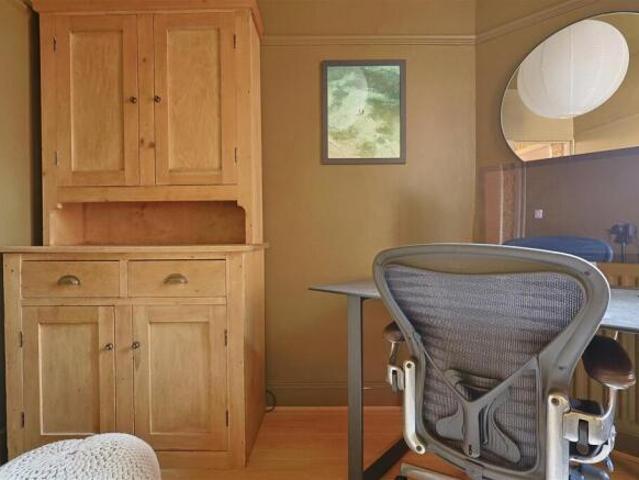 2 bedroom flat for sale in Brandon Grove, Sandyford, Newcastle Upon Tyne, NE2