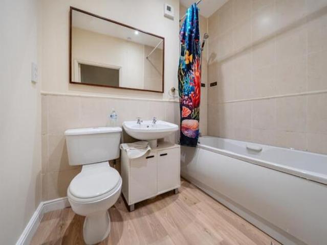 2 bedroom flat for sale in Brasenose Driftway, Oxford, OX4
