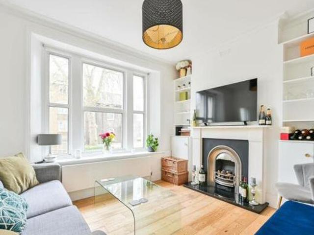 2 Bedroom Flat For Sale In Brixton, London