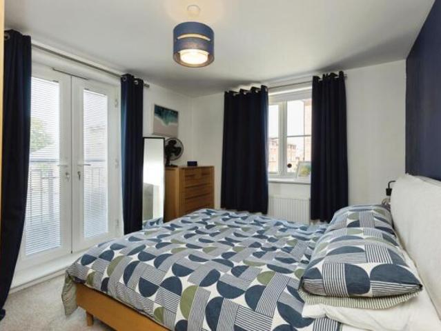 2 bedroom flat for sale in Brickfield Drive, Cheltenham, Gloucestershire, GL51